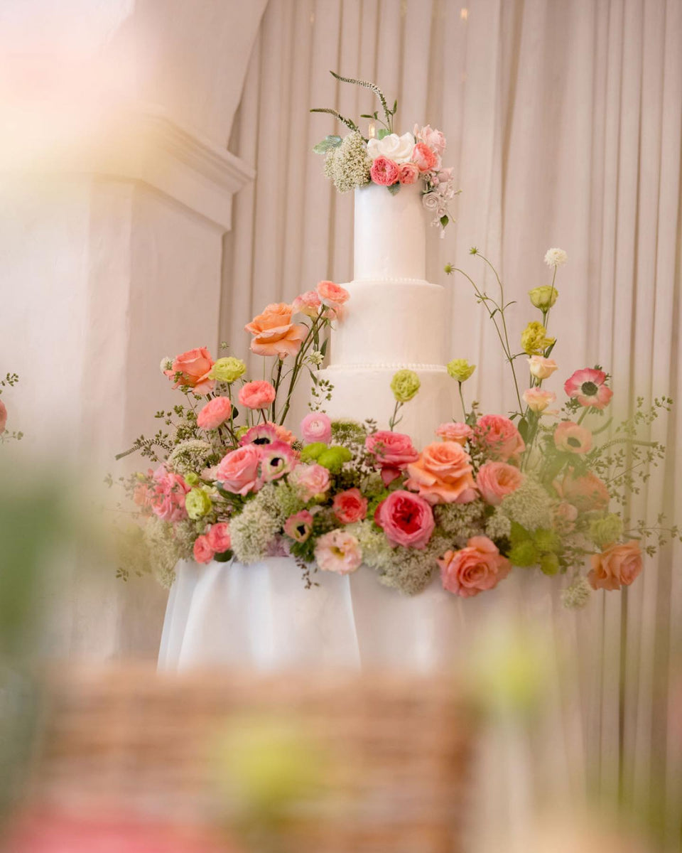 How to Bring Your Cake Home Safely – Sarkis Pastry